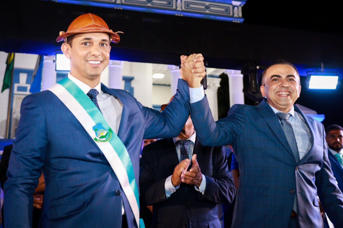 Prefeito Allyson Bezerra e vice Marcos Medeiros são empossados para ...